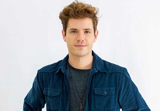 Conheça um pouco de Maurício Destri - iFolha